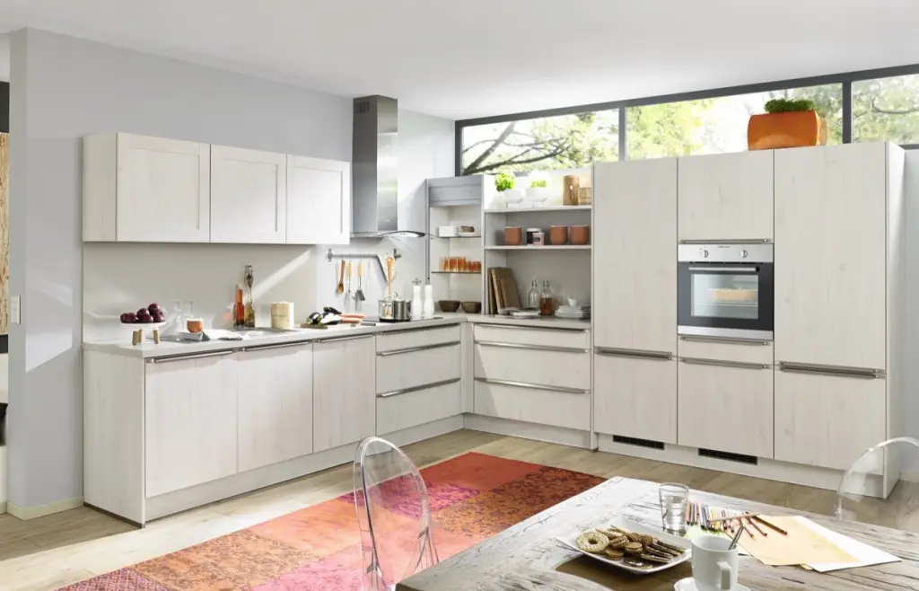 Kuchyňské linky v dekoru dubu sonoma I Kuchyně Gorenje